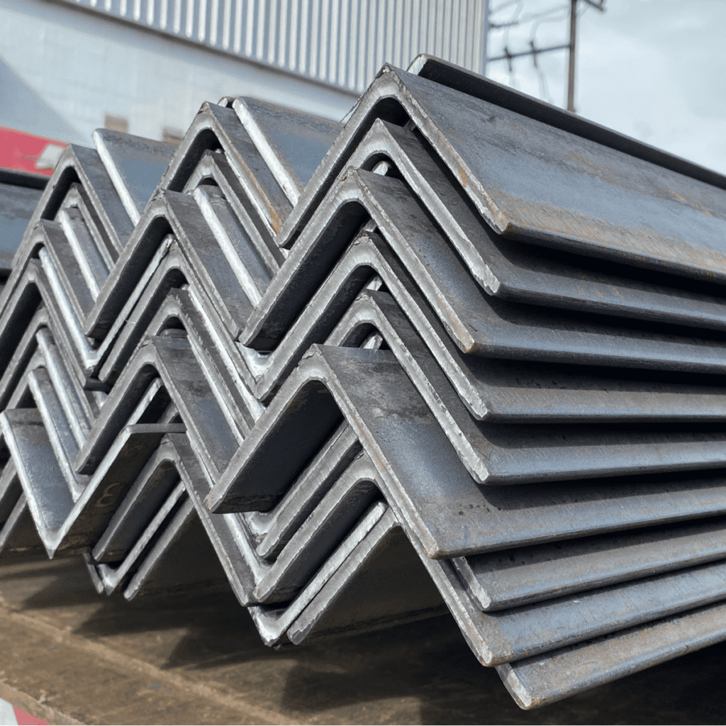 stalen hoekijzer 100x100x10 | StalenMaterialen.nl